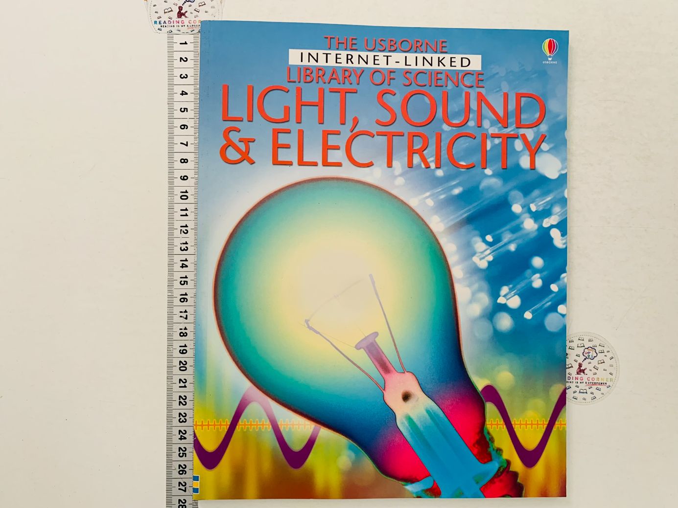Light Sound & Electricity • ReadingCorner.ro