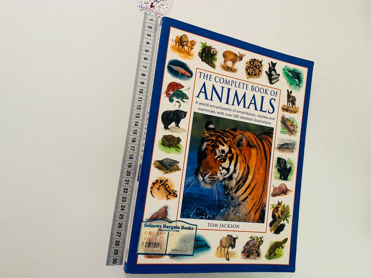 The Complete Book of Animals • ReadingCorner.ro