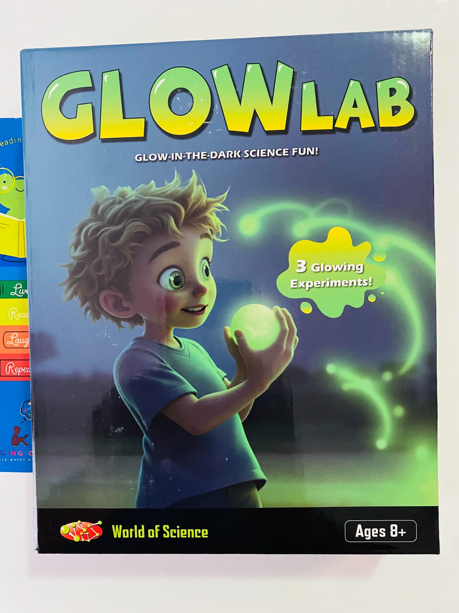 Glow Lab • ReadingCorner.ro